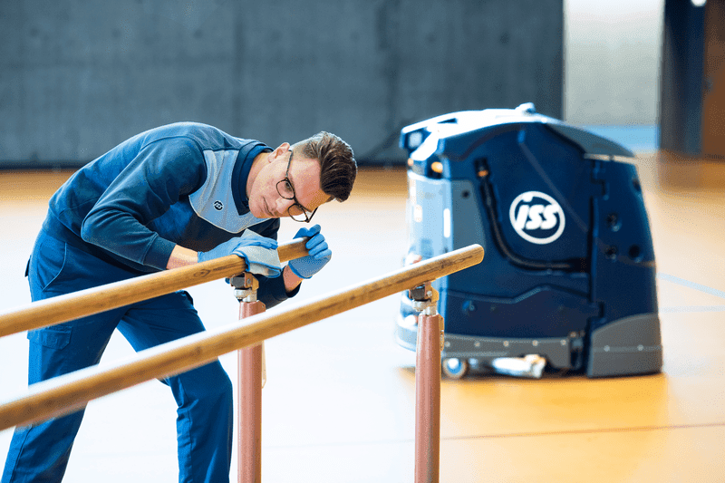 Leader du marché des services de nettoyage d'entreprises | ISS Belgique ...