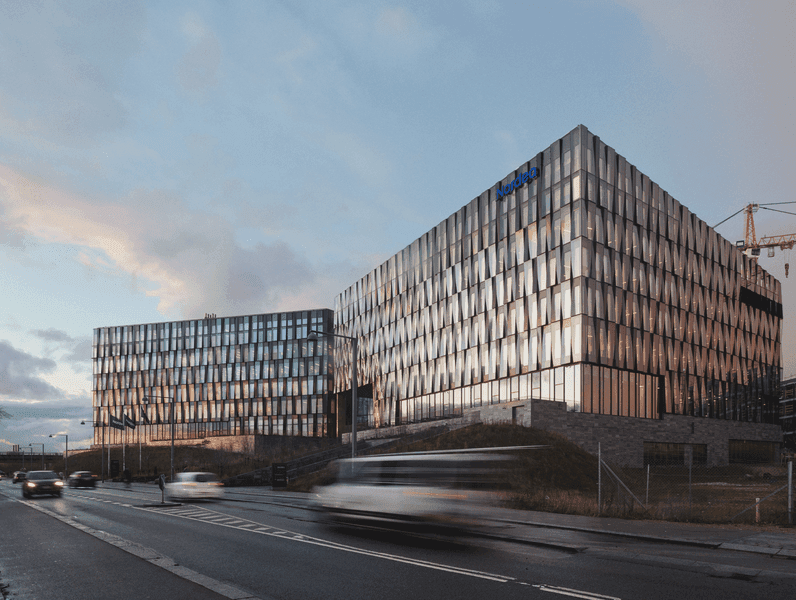 Banking Facilities Management | ISS UK - ISS World